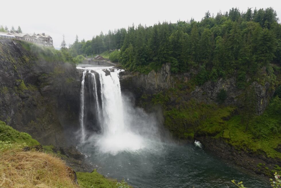 Best Waterfalls Near Seattle- Snoqualmie Falls Hike