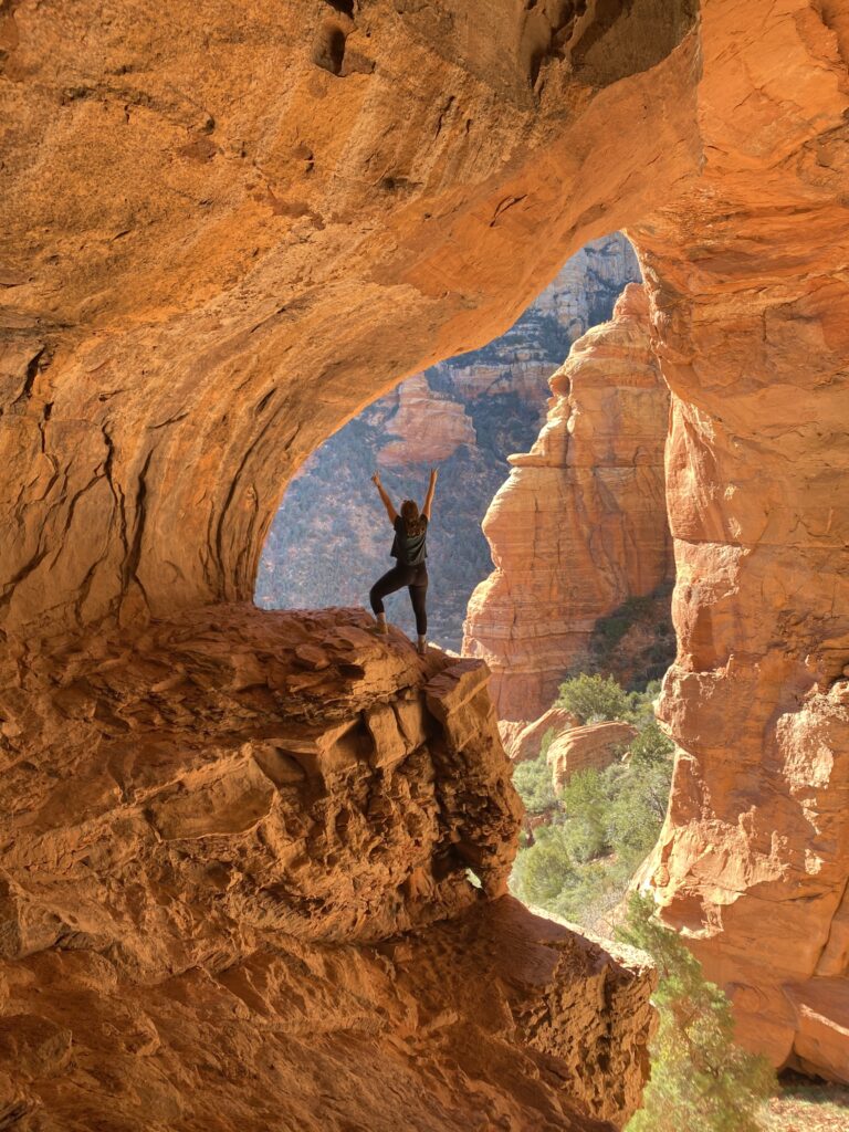 Exact Directions to Keyhole Cave in Sedona - Danielle Outdoors