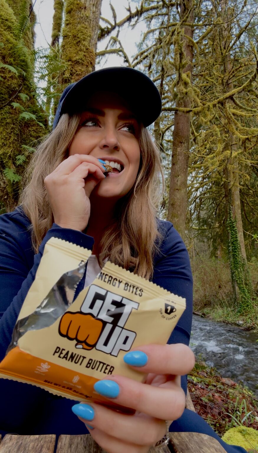 Best Hiking Snacks to Keep You Satisfied - Danielle Outdoors