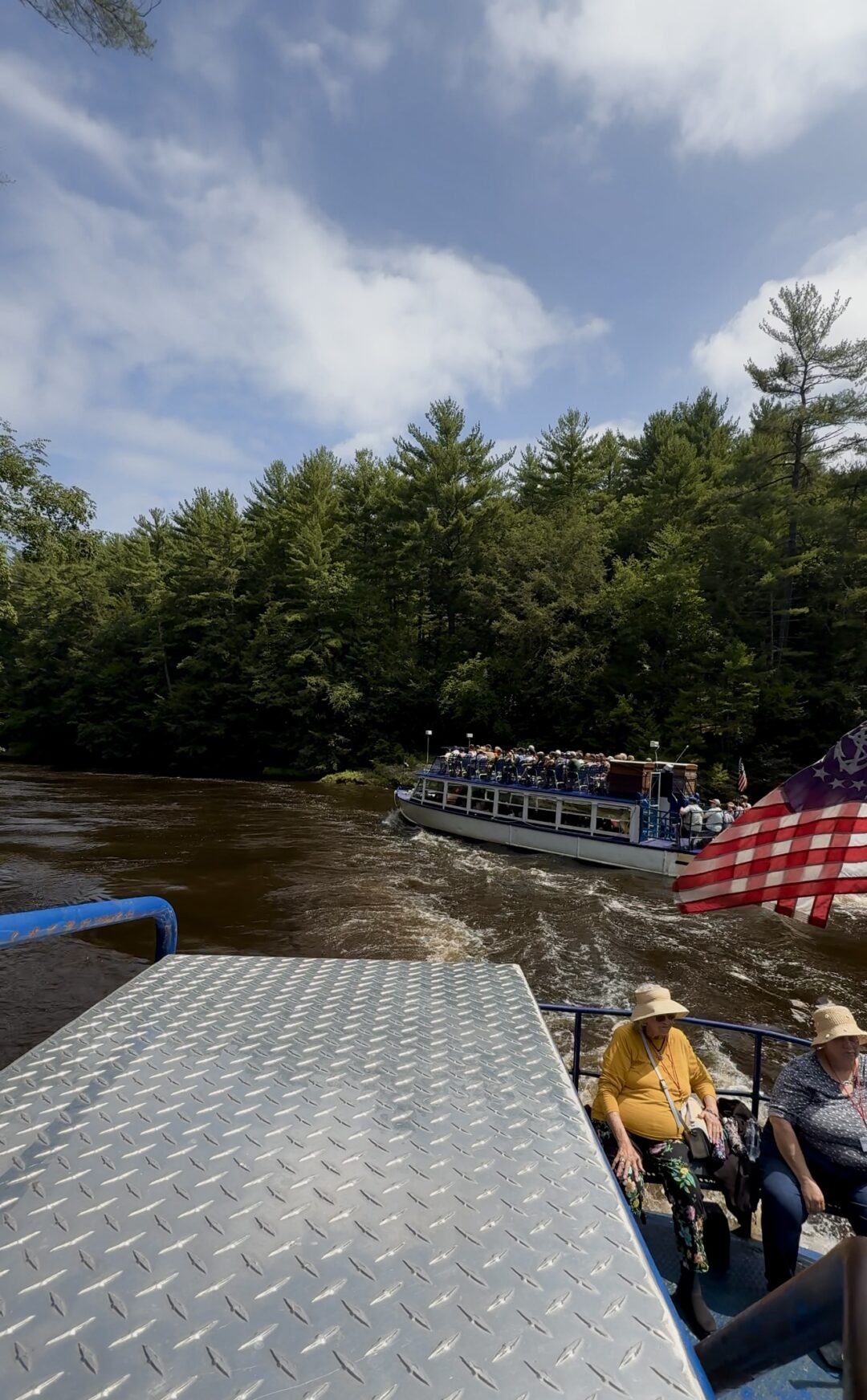 Wisconsin Dells Boat Tour: A Review - Danielle Outdoors